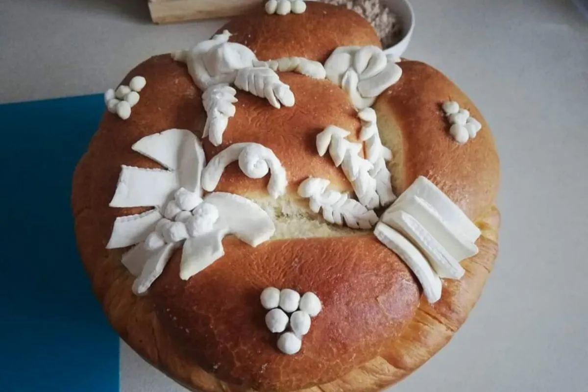 Slavski kolač - Recept i savet za savršeno mekanu prazničnu pogaču